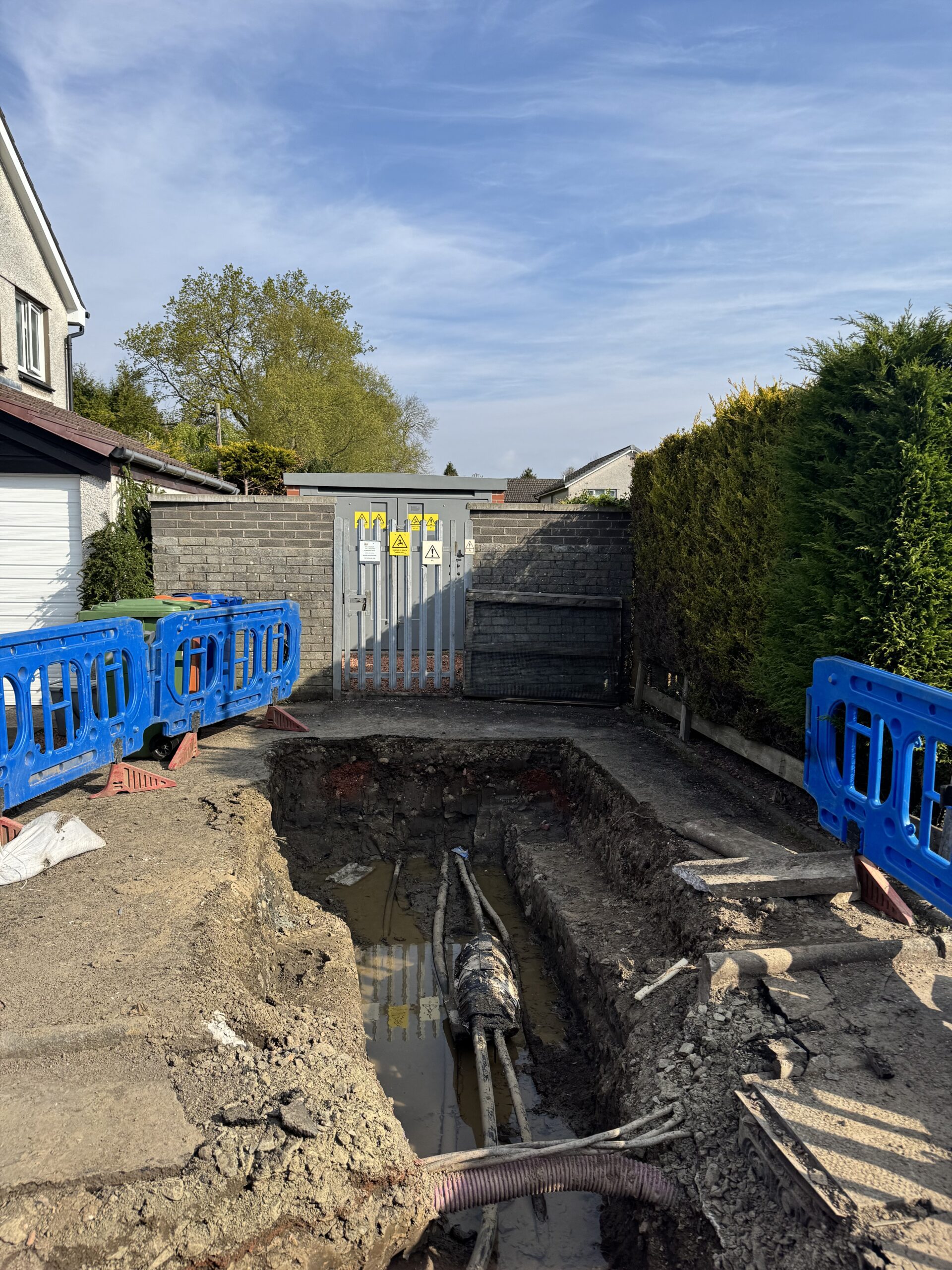 DNO vs IDNO Explained: A Guide for Developers - Electricity Asset Services